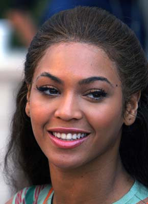 Worst Celebrity Weaves And Lacefront Wigs | Lipstick Alley