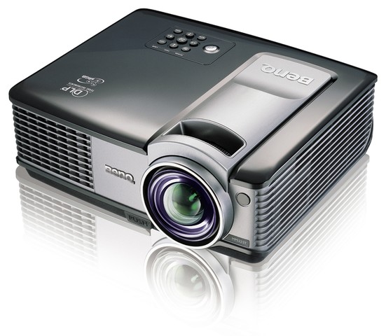 zefiya: Makalah Tentang Proyektor