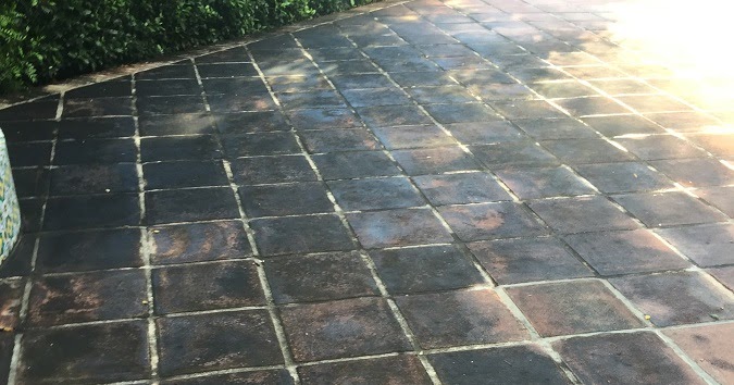 Clinica Buchinger : Recuperación de suelo de barro exterior en muy mal ...