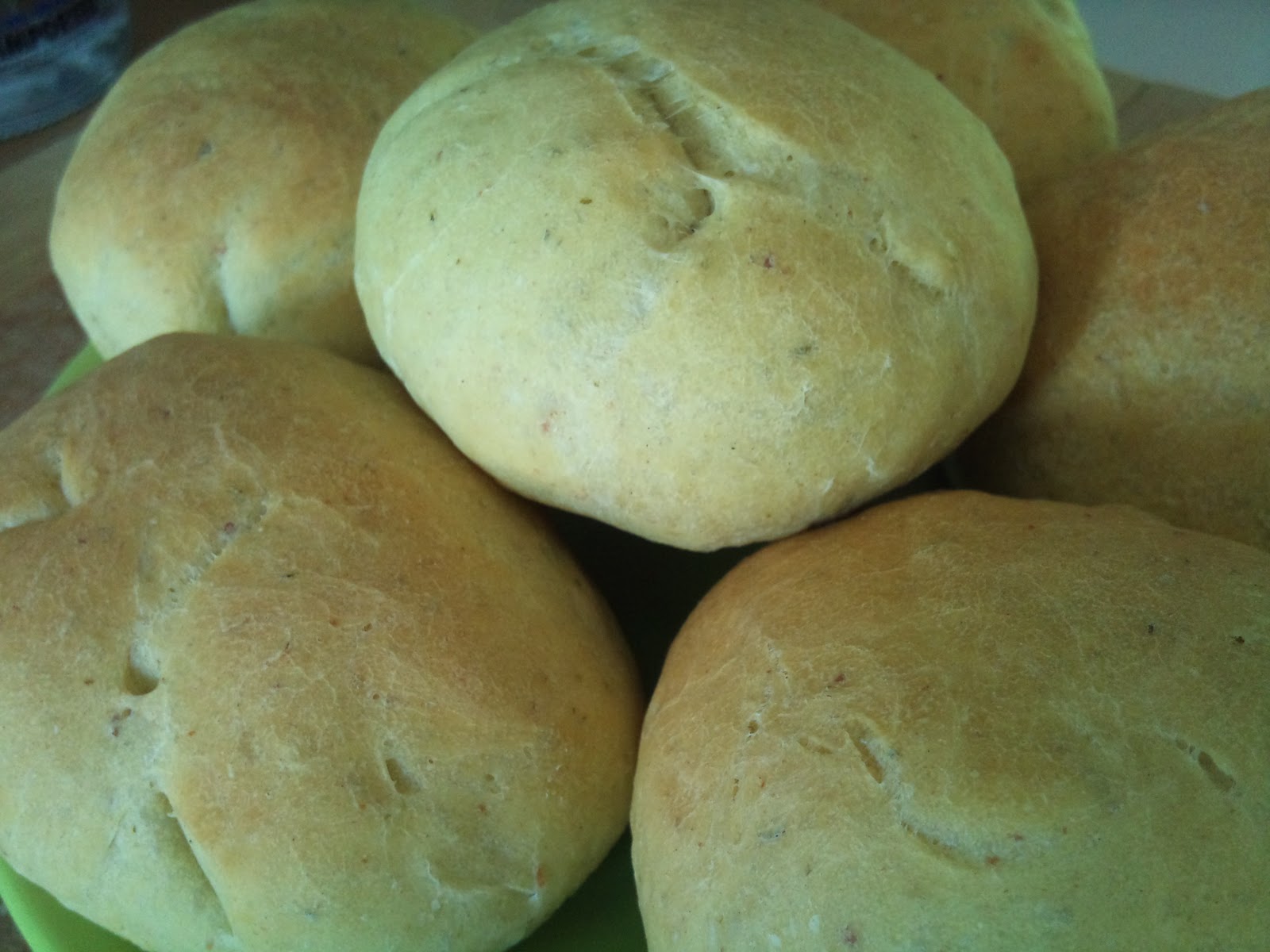 Pane al pesto – Pan al Pesto / La Hoja de Albahaca