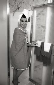 4d5 rpm: REMEMBERING ANNETTE