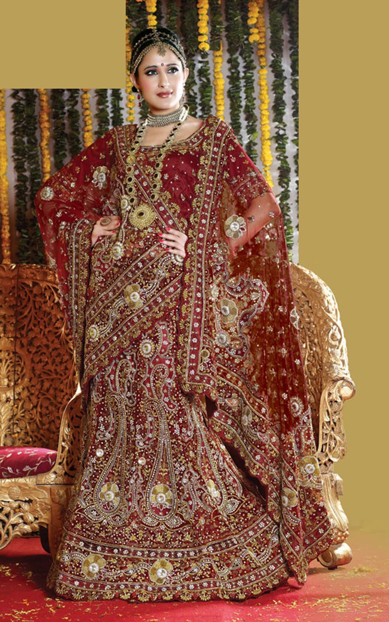 Party Lengha Choli To Become The Center Of Attraction ~ Latest Designer ...