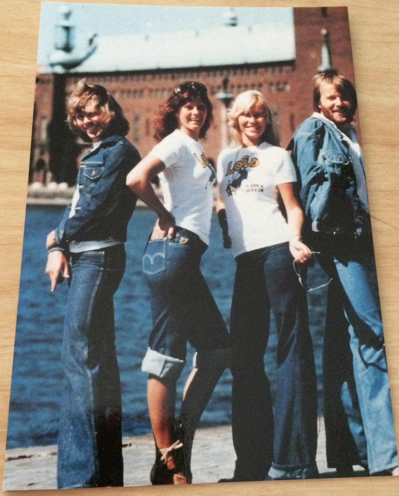 ABBAFanatic: New ABBA Collection Items - Bags, Posters, Mugs, Cassettes ...