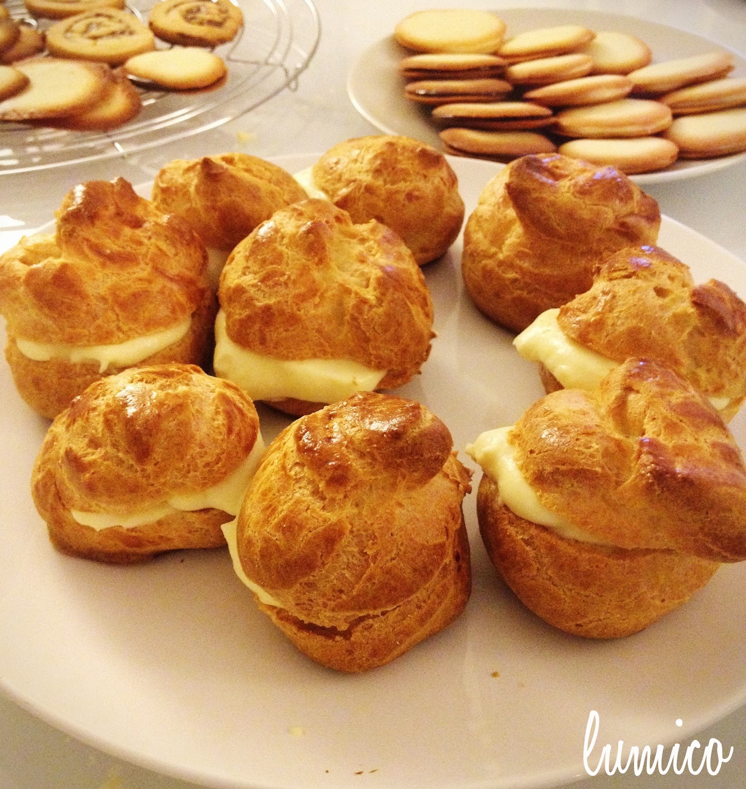 the food adventures of lumico ♥: Recipe: Custard Cream Puffs