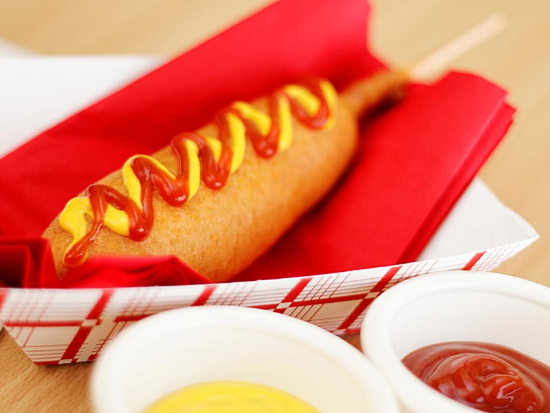 BANDERILLAS CON SALCHICHA Y QUESO RECETA