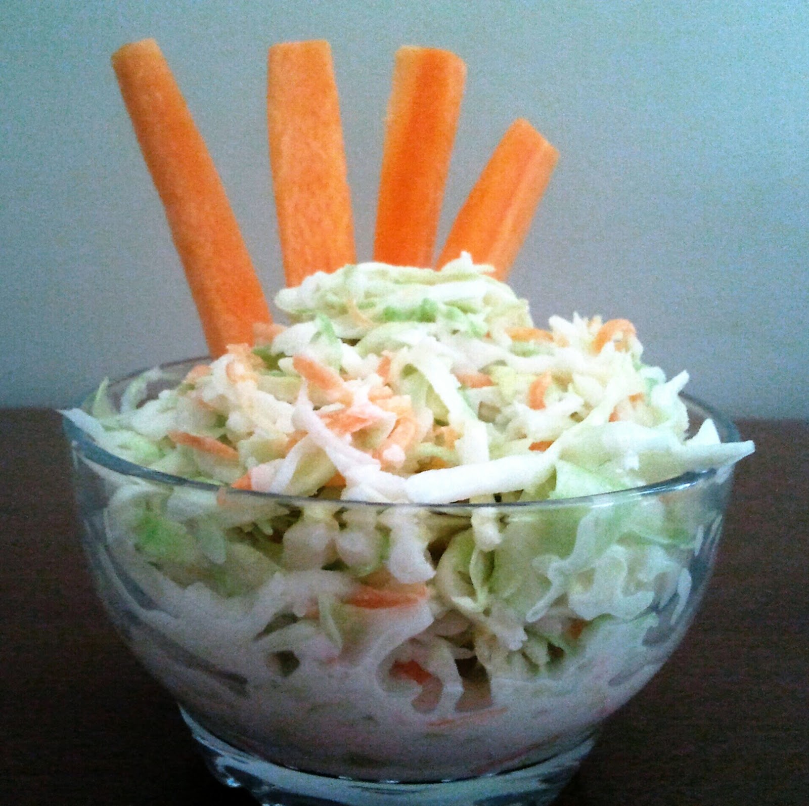 Sugar Avenue: Ensalada de col americana (coleslaw)