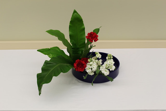 hanamai, the ikebana blog: Ikebana -- Living Flowers, Living Art, an ...