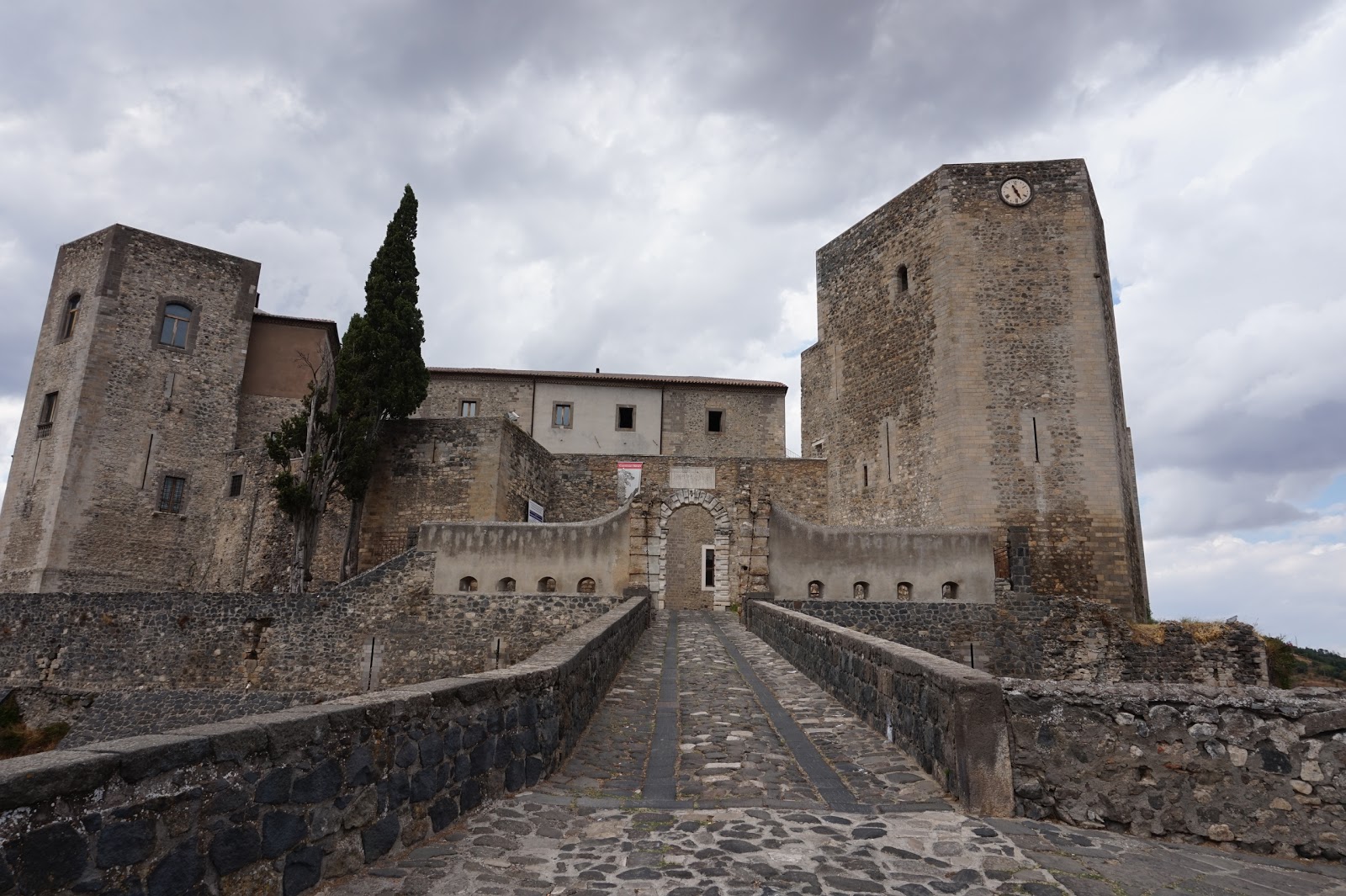 Castello di Melfi e Museo Archeologico Nazionale