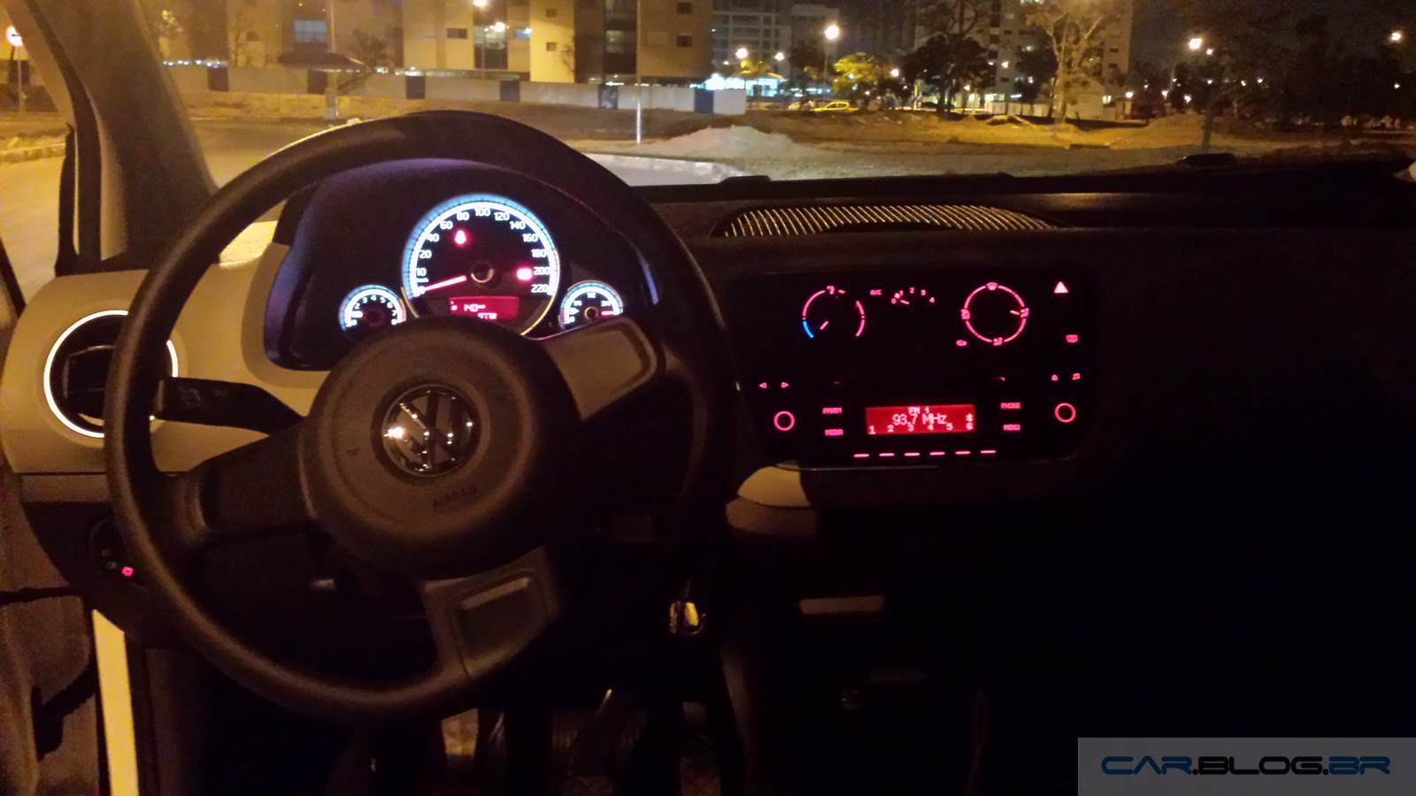 Volkswagen Up! TSI: comportamento dinâmico - vídeo