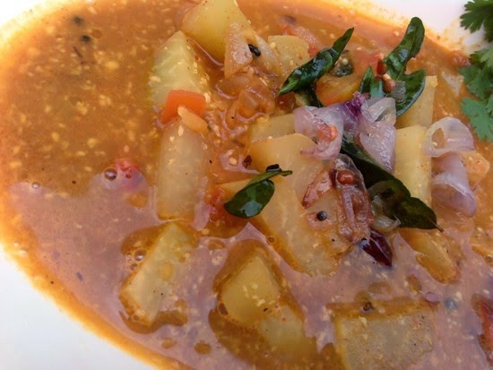 Vaniensamayalarai: Kohlrabi (noolkol) Sambar