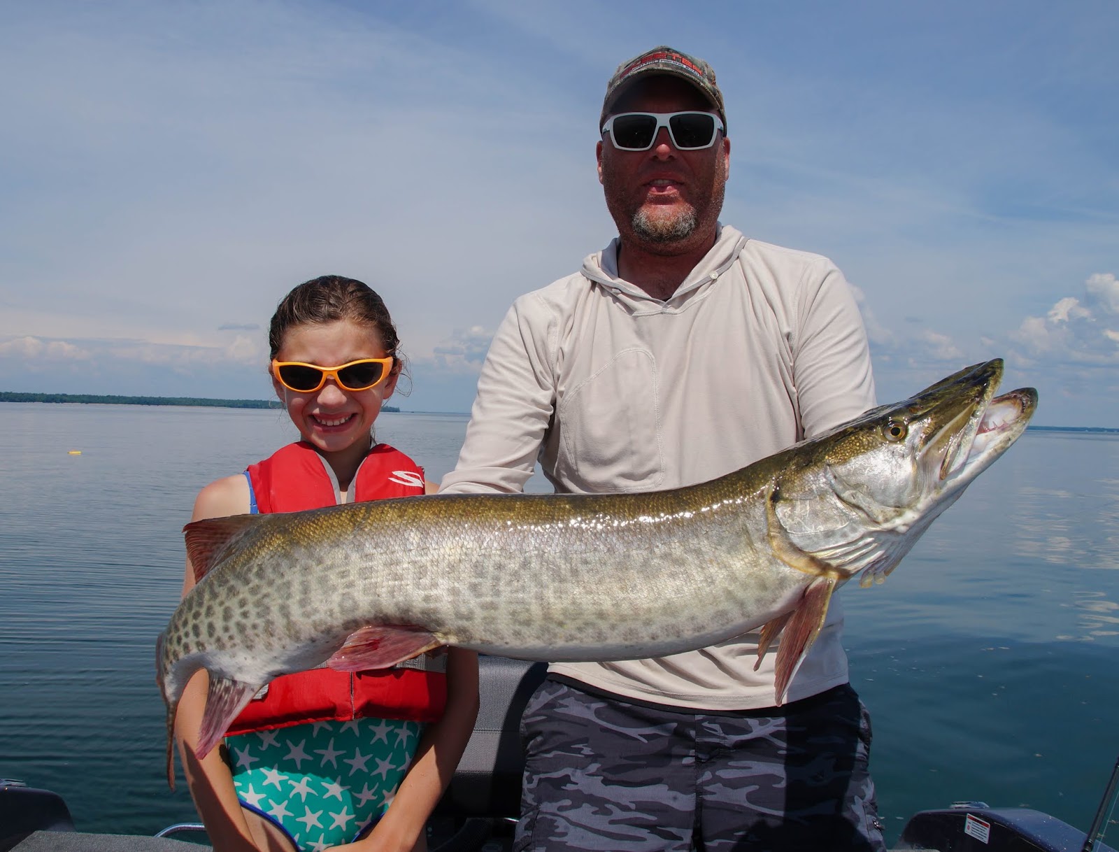 Outright Angling: Leech Lake Mid-Summer Muskie Update