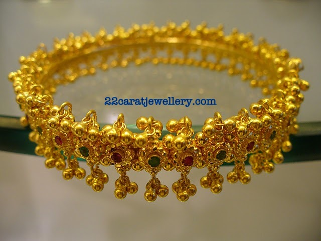 Designer Gold Bangles Sets - Jewellery Designs
