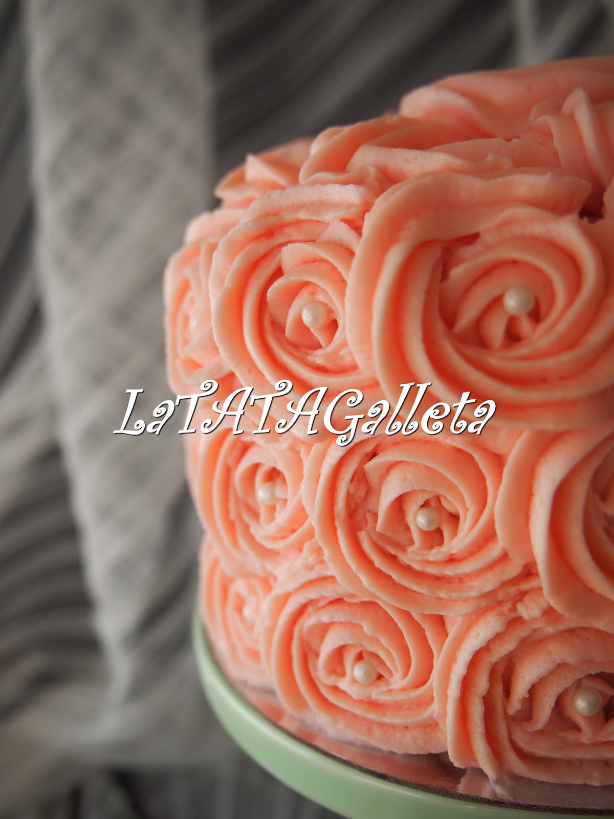 LaTATAGalleta: TARTA SMASH CAKE EN ROSA CON PERLAS