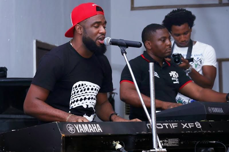 Sammy Hosts Praiz, Banky W, Sound Sultan, Lynxxx At Charity Acoustic Night