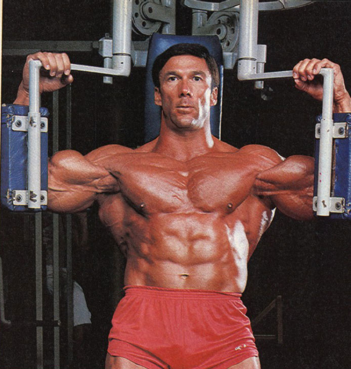 FITNESS&MUSCLE: O MEGA TREINO DO MR. UNIVERSO BOYER COE