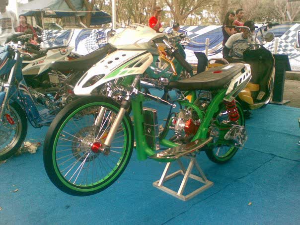 Yamaha Mio Racing Look Castrol ~ otodenro