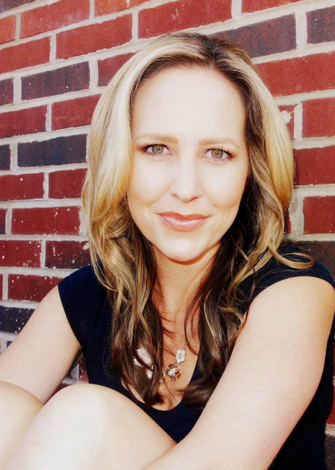Sarah Jindra & Friends: About