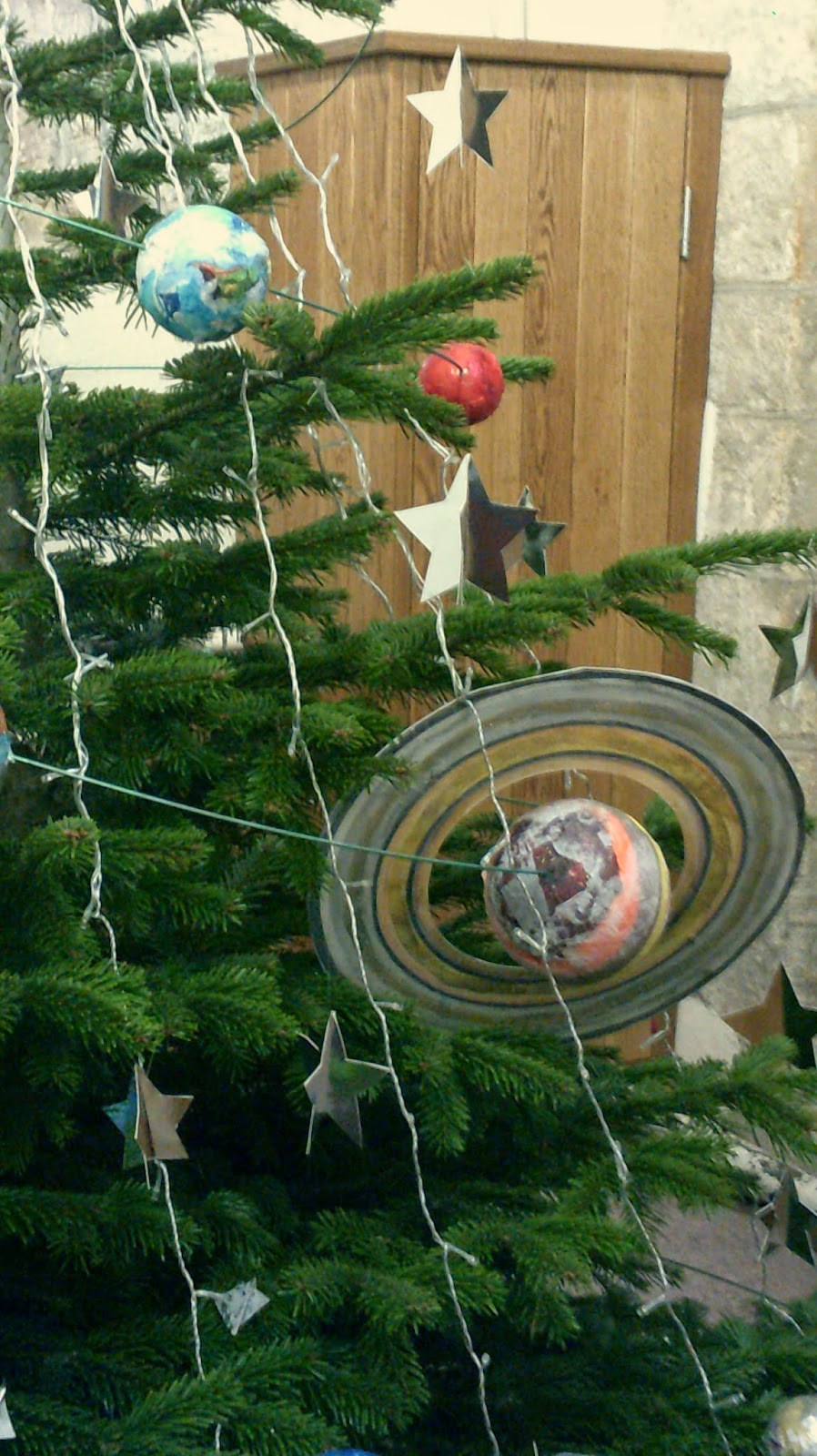 wigton physics: Solar System Christmas Tree at Caldbeck