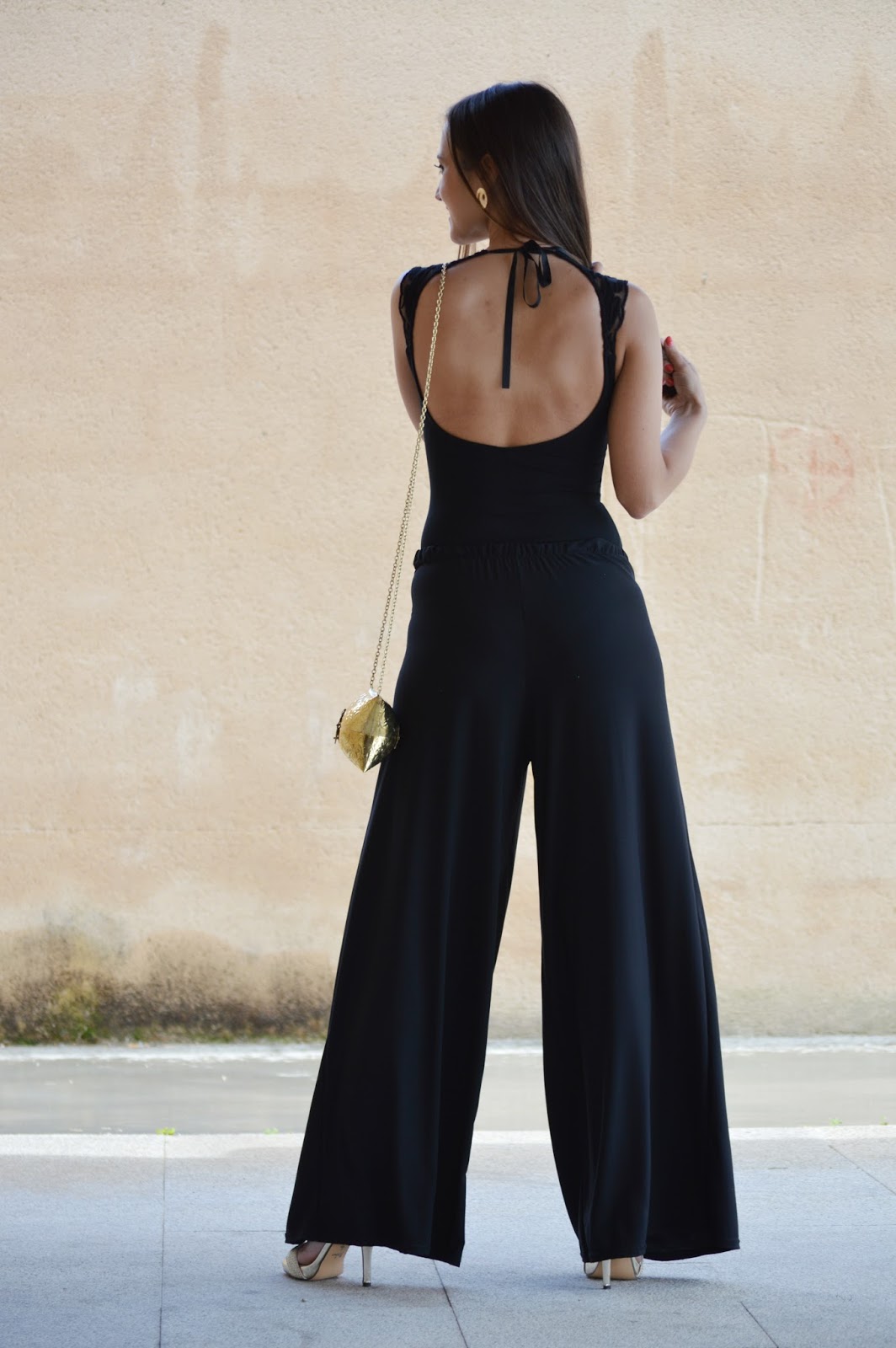 1000 MANERAS DE VESTIR: Black body