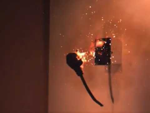 The World Through Electricity: Troubleshoot plug and socket problems