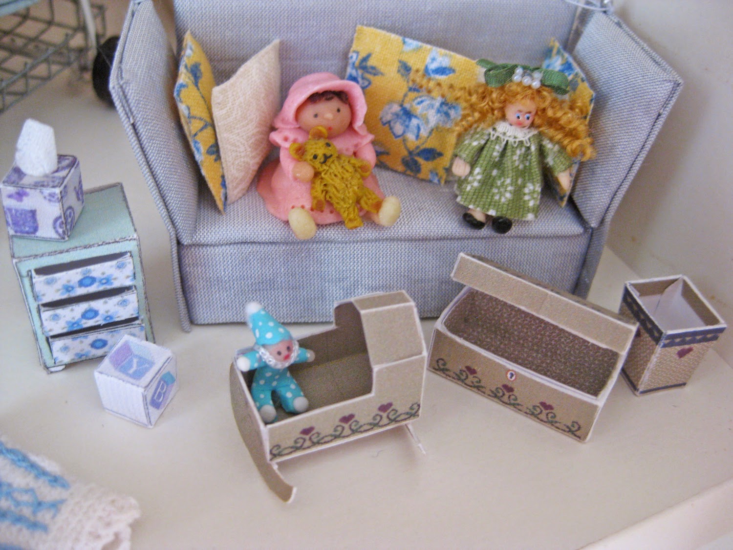 Make It Small: Miniatures Overflow