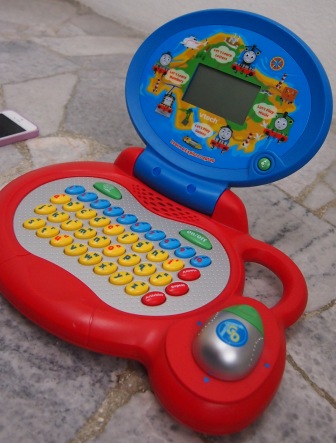 JuaiMurah: Vtech Thomas N Friends Laptop