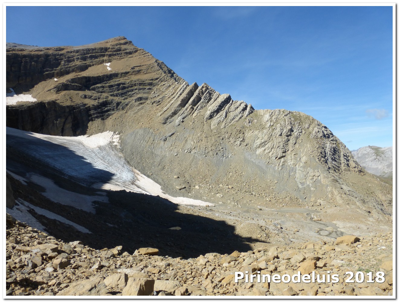 Un paseo por el Pirineo: Pico Taillón (3144 m) por la Arista NE desde ...