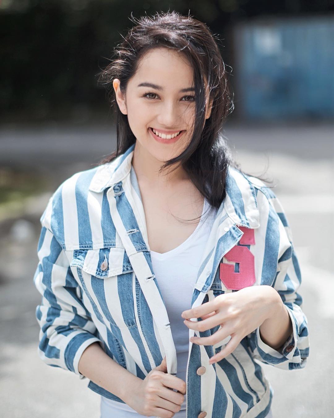 Biodata Sophia Albarakbah Gadis Cantik Dalam MV " Siti Bilang Cuti ...