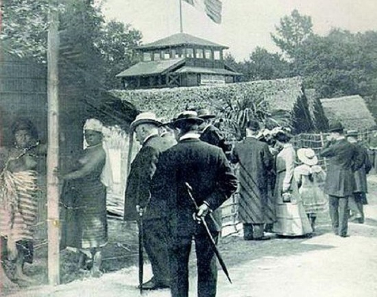 Flares into Darkness: Human Zoos