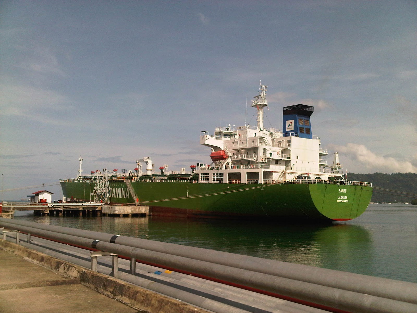 Marina Panorama: Berlayar di Kapal Tanker Pertamina MT Sambu