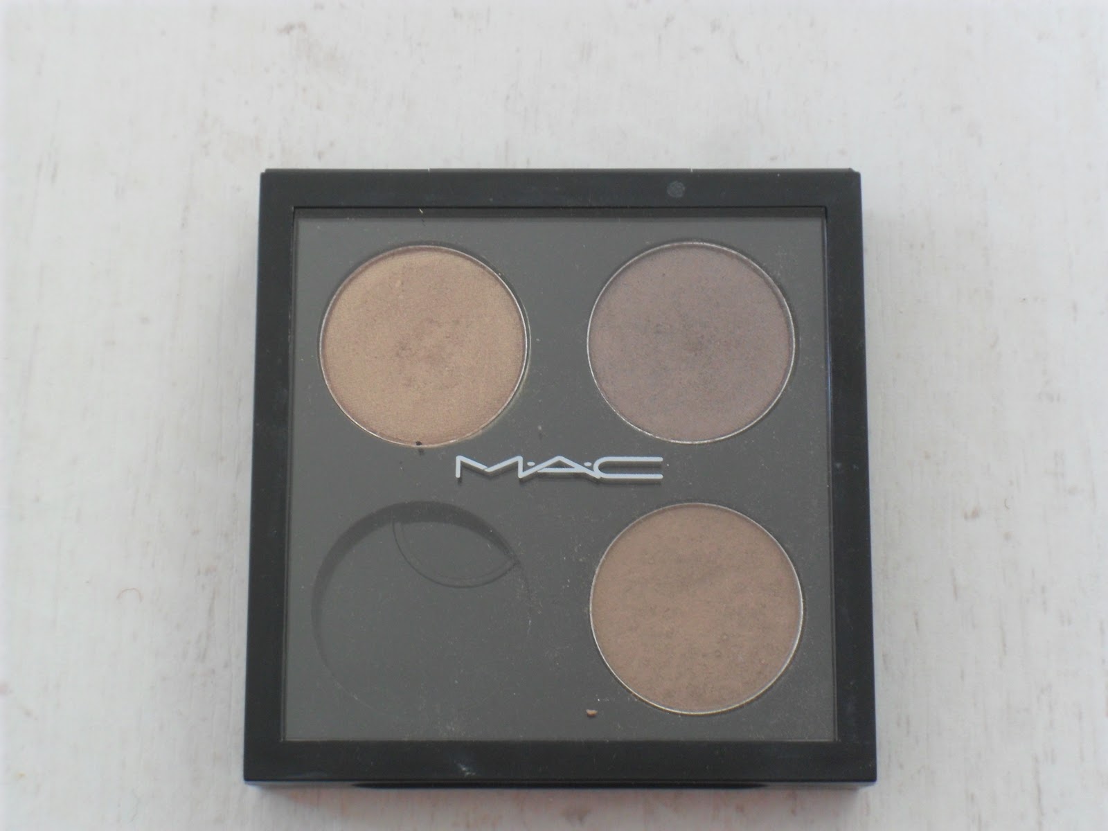 Charlottemma.: MAC Palette- Patina, Satin Taupe, Woodwinked