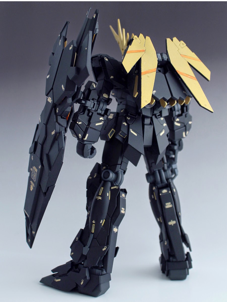 MG 1/100 Banshee Norn - Custom Build