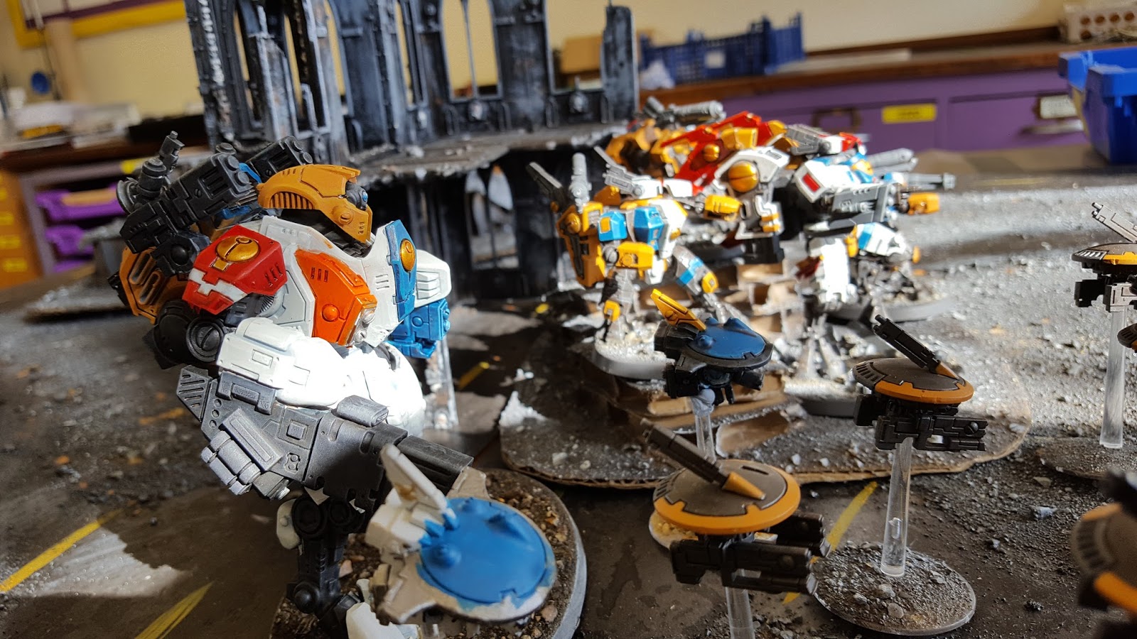 Farsight Enclave T'au 500 Point Battlesuit Army