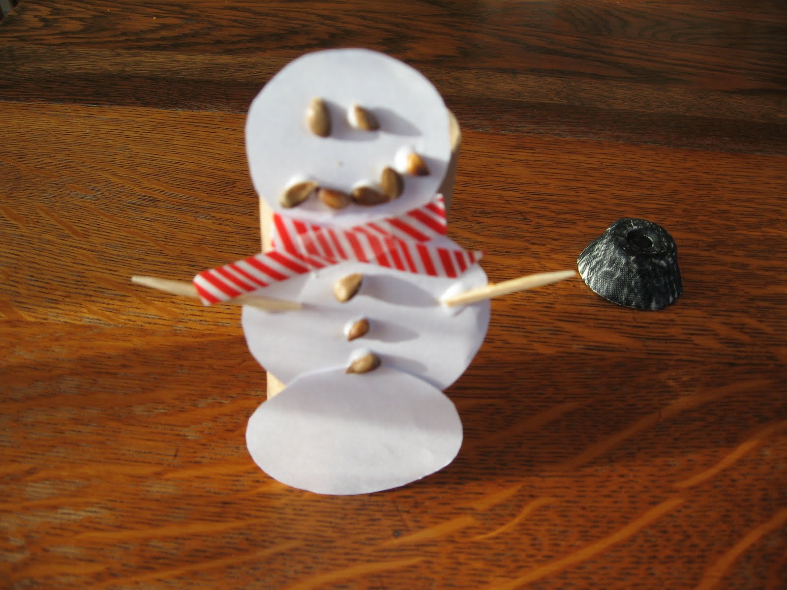 Almost Unschoolers: Making Paper Snowmen With Max and Mo