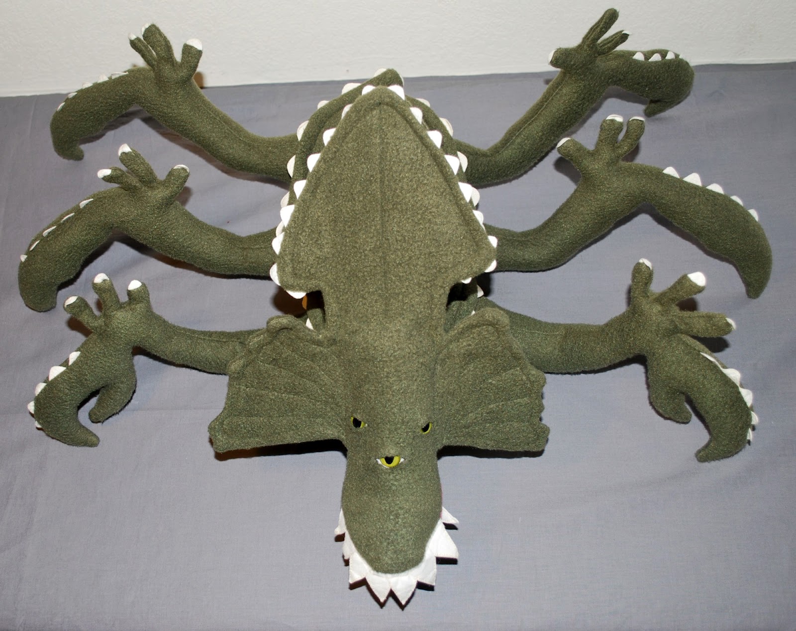 a patchwork world: Kokoleo Custom Acklay