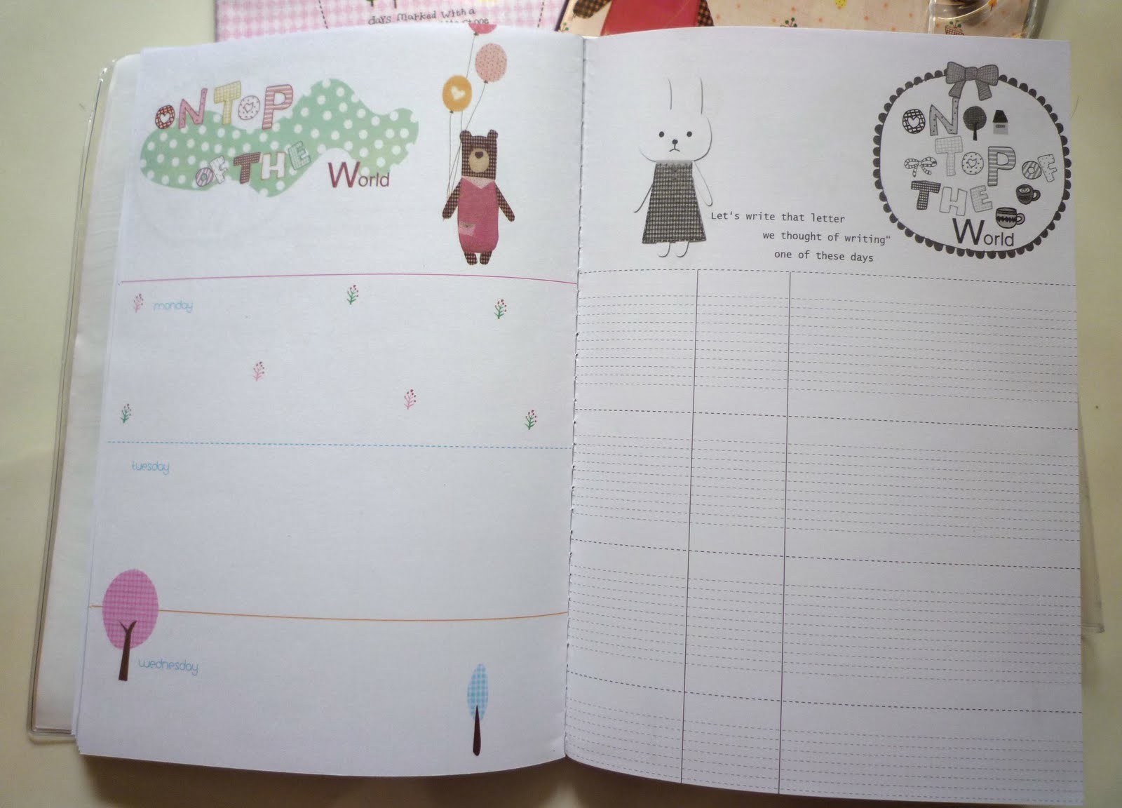 Simply Cute! Elegant Accessories and Cute Stationery: Diary / Notebooks