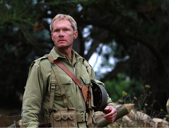 Graceland - Interview - Tom Schanley