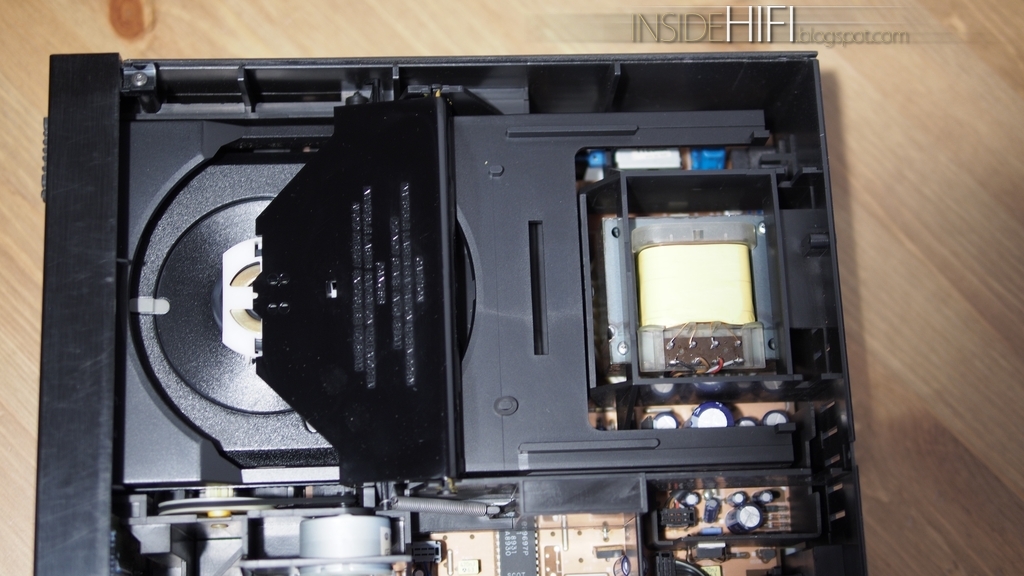 Inside Hi-Fi: Philips CD 840 (CD840/00R)