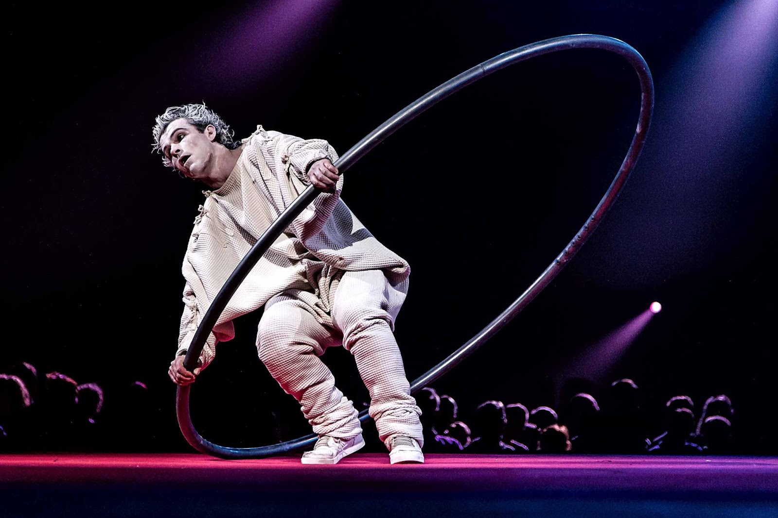 circus: Aimé MORALES (photos de Jean-Pierre Jerva)