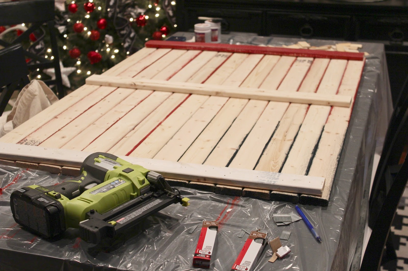 The Yellow Cape Cod: How To Make A DIY Rustic American Flag