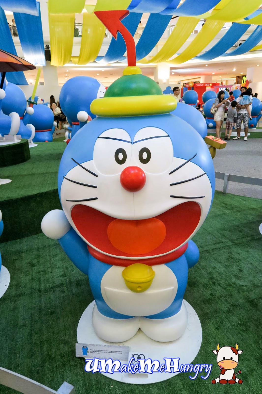 It's a smoke type robot that will obey any order from whom that rub the ...