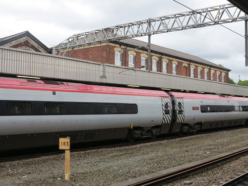 London To Manchester Trains - Britain All Over Travel Guide