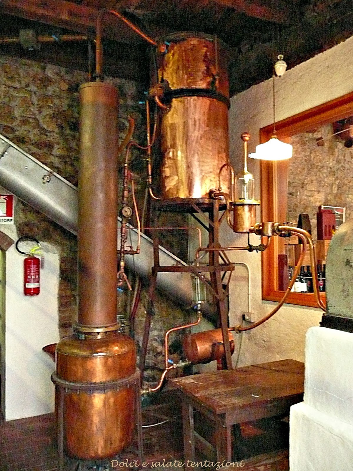 Dolci e salate tentazioni: Distillerie aperte: storie di famiglie, di ...