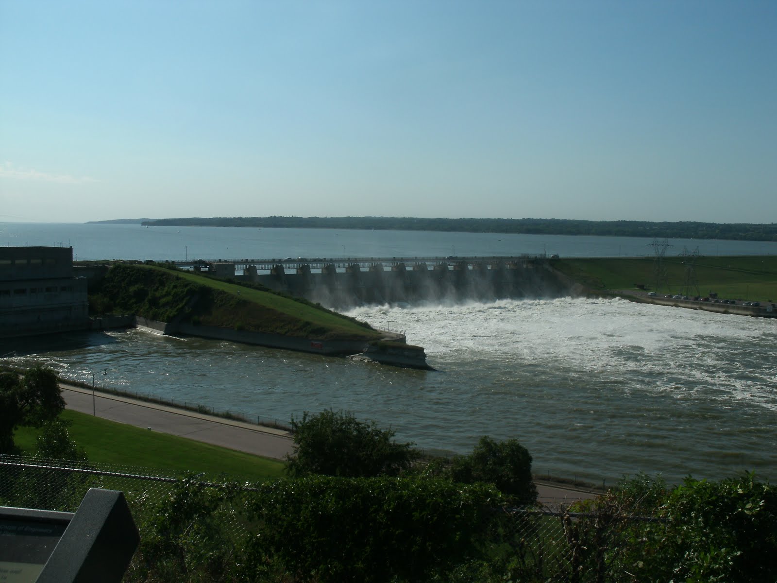 Charlestons on the Go: Gavins Point Dam