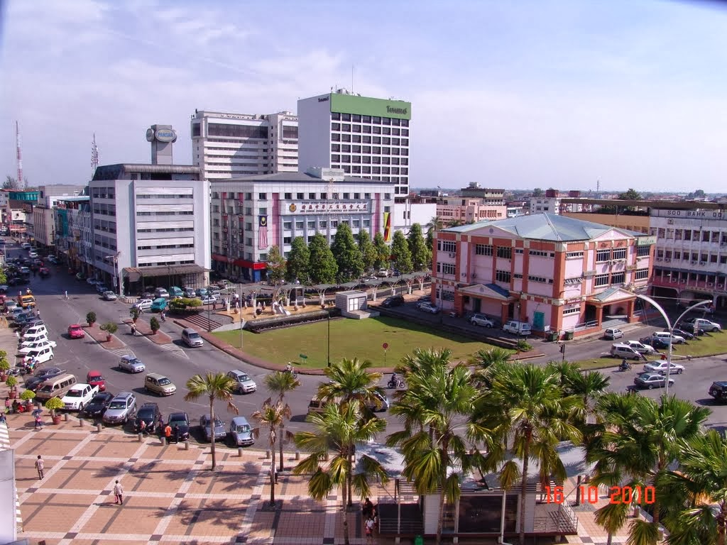 KOTA - KOTA DI TANAH DAYAK: Sibu, Sarawak Malaysia