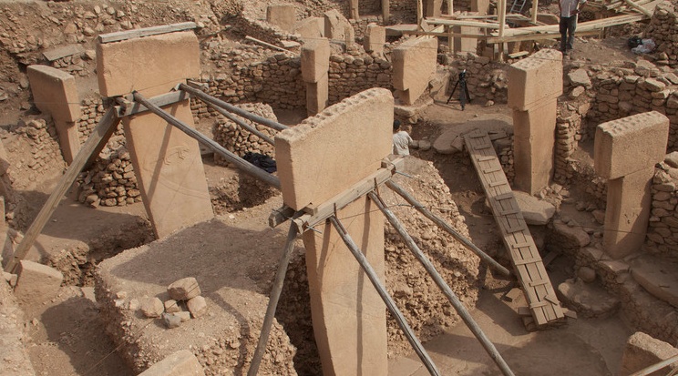 Stonehenge and the Ice Age: Lost Neolithic "city" in Turkey