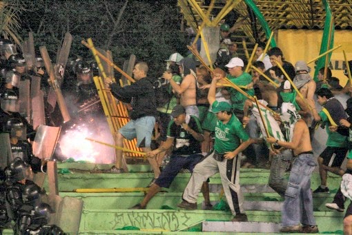 Siete pasos para convertirse en un “barra brava”