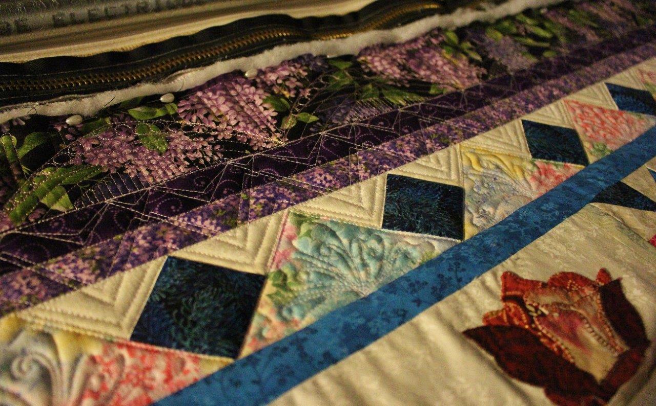 Sarah Lynn's Quilting: Quilting Buoyant Blossoms' Pieced Border