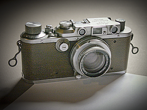 LEICA Barnack Berek Blog: “RICHTER” LEICA III