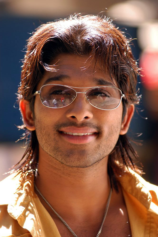 24Hrs Movies: Allu Arjun to Debut in Tamil